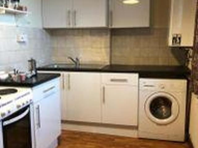 1 Bedrooms Flat for rent in Gold Street, Adamsdown Cardiff CF24