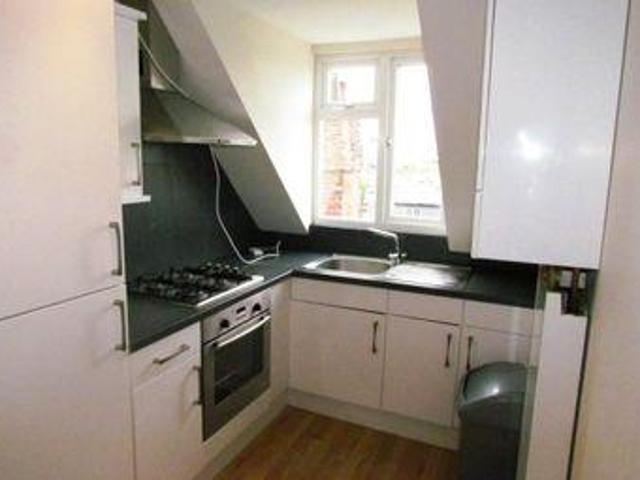 1 Bedrooms Flat for rent in Golders Green Road, London NW11