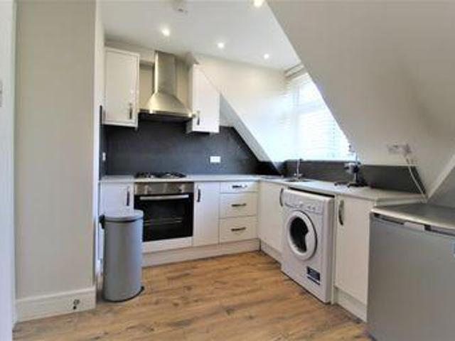 1 Bedrooms Flat for rent in Golders Green Road, London NW11