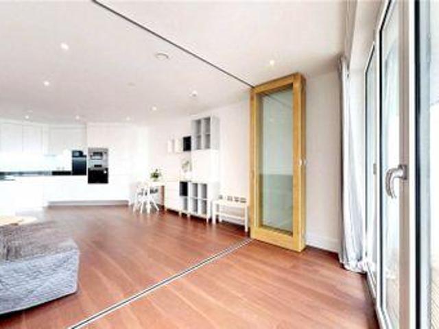 1 Bedrooms Flat for rent in Gateway Tower, London E16