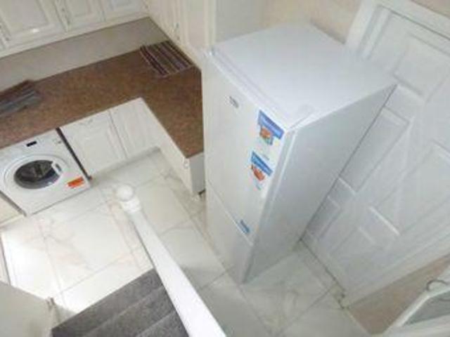 1 Bedrooms Flat for rent in Gardenia Avenue, Luton LU3