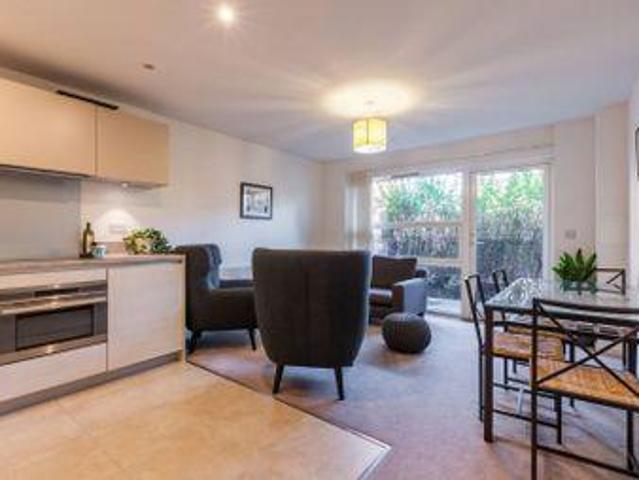 1 Bedrooms Flat for rent in Geoff Cade Way, Bow E3