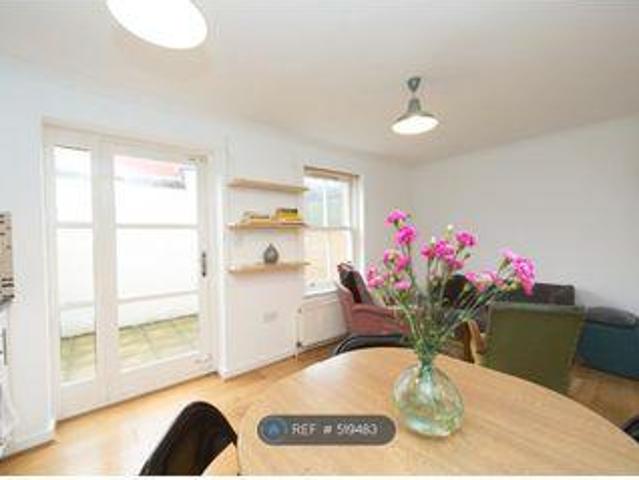 1 Bedrooms Flat for rent in George Mews, London SW9