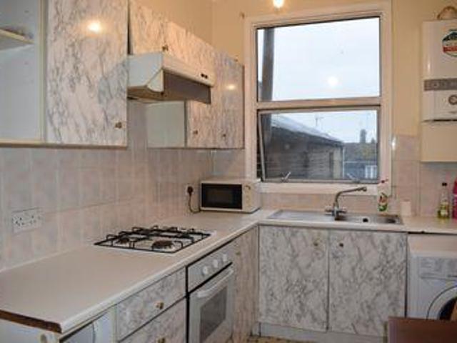 1 Bedrooms Flat for rent in George Lane, London E18
