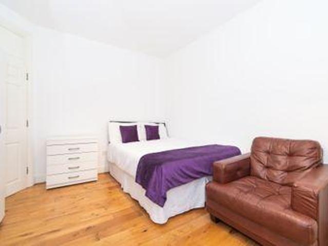 1 Bedrooms Flat for rent in Gilbert St, Bond Street, Central London W1K