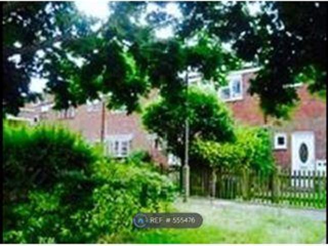 1 Bedrooms Flat for rent in Glycena Road, London SW11