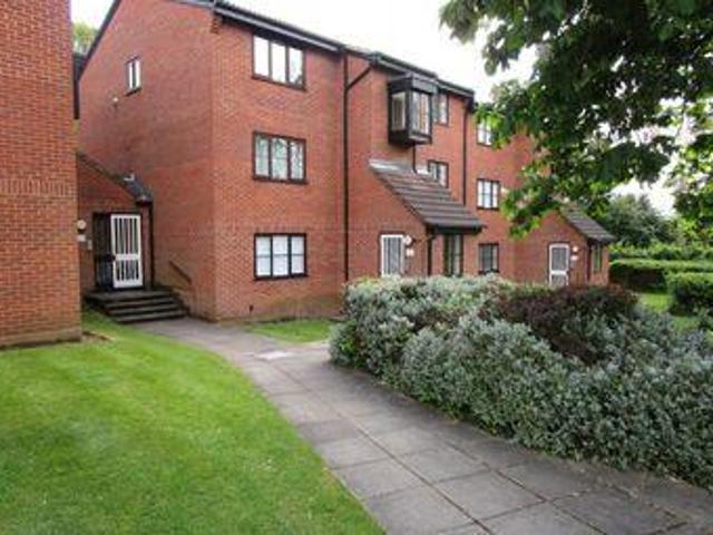 1 Bedrooms Flat for rent in Gladbeck Way, Enfield, Middlesex EN2