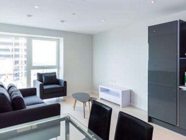 1 Bedrooms Flat for rent in Glasshouse Gardens, Cassia Point, Stratford E20