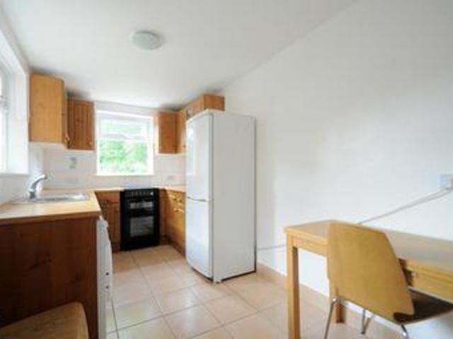 1 Bedrooms Flat for rent in Glengall Road, Peckham, London SE15