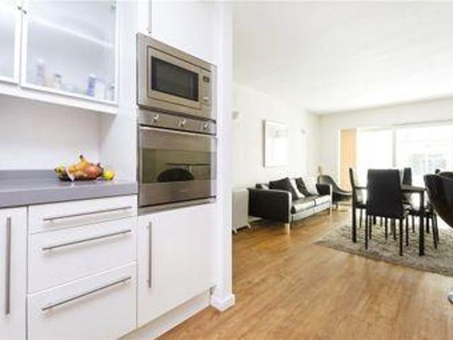 1 Bedrooms Flat for rent in Grainstore, Western Gateway, London E16