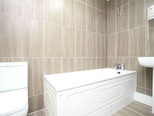 1 Bedrooms Flat for rent in Granville Place, High Road, London N12