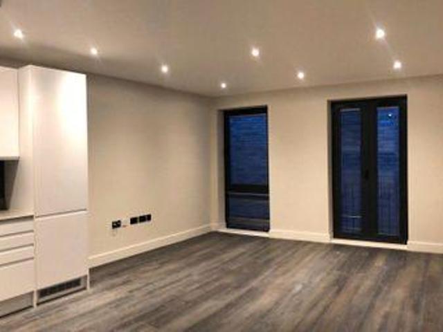 1 Bedrooms Flat for rent in Granville Road, Childs Hill, London NW2