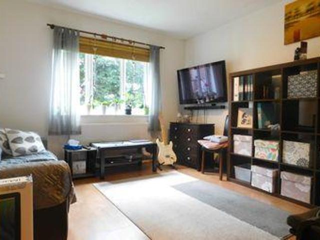 1 Bedrooms Flat for rent in Green Lane, Hanwell, London W7