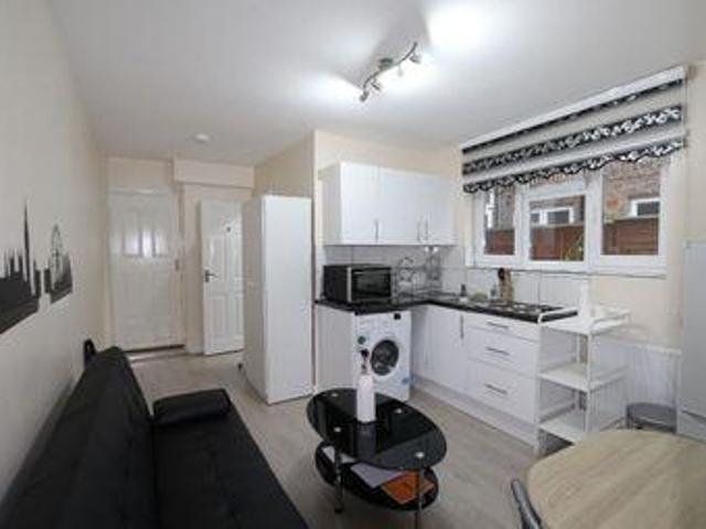 1 Bedrooms Flat for rent in Green Lanes, London N8