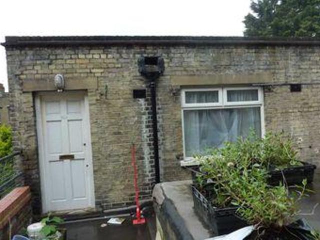 1 Bedrooms Flat for rent in Green Lanes, London N13