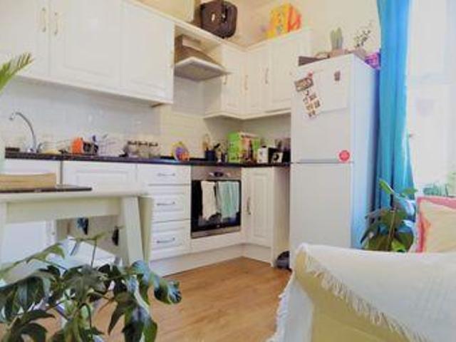 1 Bedrooms Flat for rent in Green Lanes, London N16
