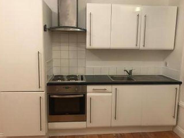 1 Bedrooms Flat for rent in Green Lanes, London, Stoke Newington N16