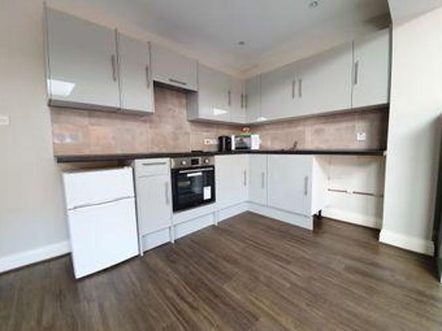 1 Bedrooms Flat for rent in Green Lanes, Northwood HA6