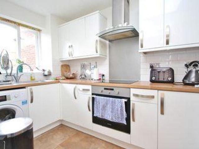 1 Bedrooms Flat for rent in Greenslade Road, Barking IG11