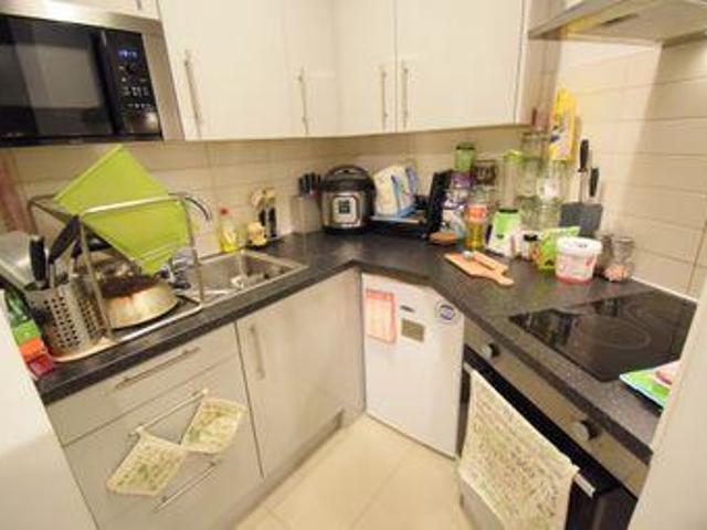 1 Bedrooms Flat for rent in Greyhound Road, Fulham, London W6