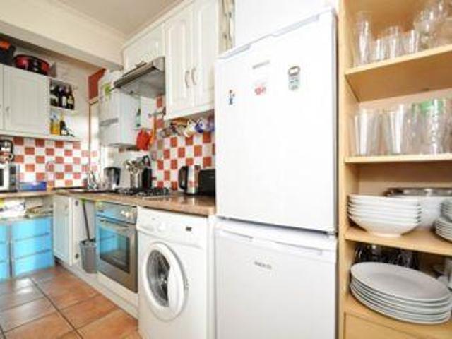 1 Bedrooms Flat for rent in Griffiths Road, London SW19