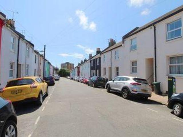 1 Bedrooms Flat for rent in Grove Street, Brighton BN2