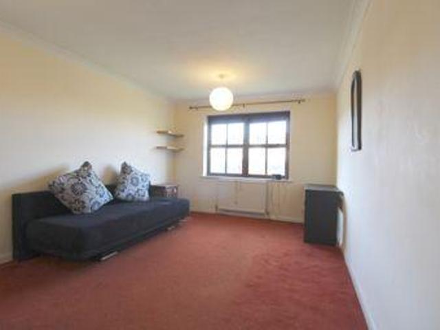 1 Bedrooms Flat for rent in Grove Road, Mitcham CR4