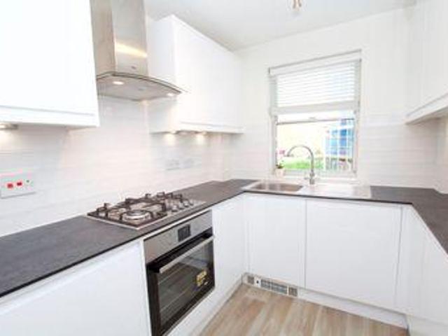 1 Bedrooms Flat for rent in Grove Road, Surbiton KT6