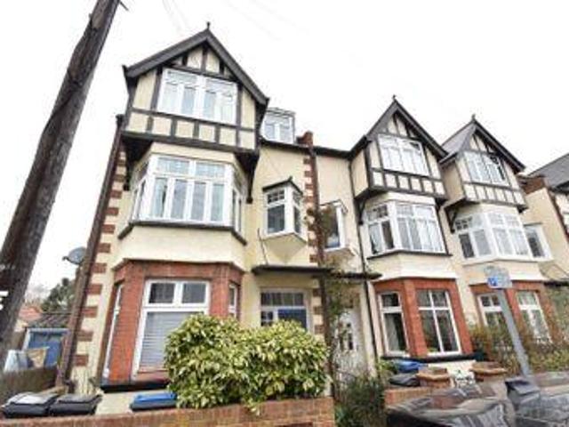 1 Bedrooms Flat for rent in Guilford Avenue, Surbiton KT5