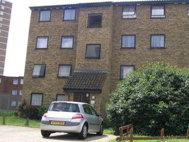 1 Bedrooms Flat for rent in Gurney Close, Barking IG11