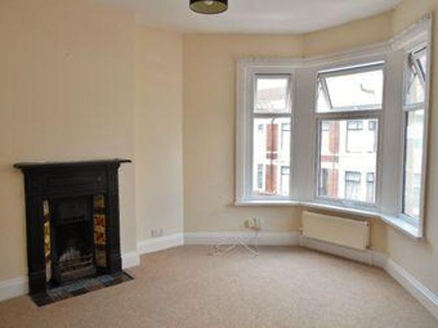 1 Bedrooms Flat for rent in Dogfield Street, Cathays, Cardiff CF24