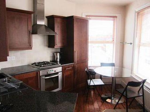 1 Bedrooms Flat for rent in Dawes Road, Fulham, London SW6