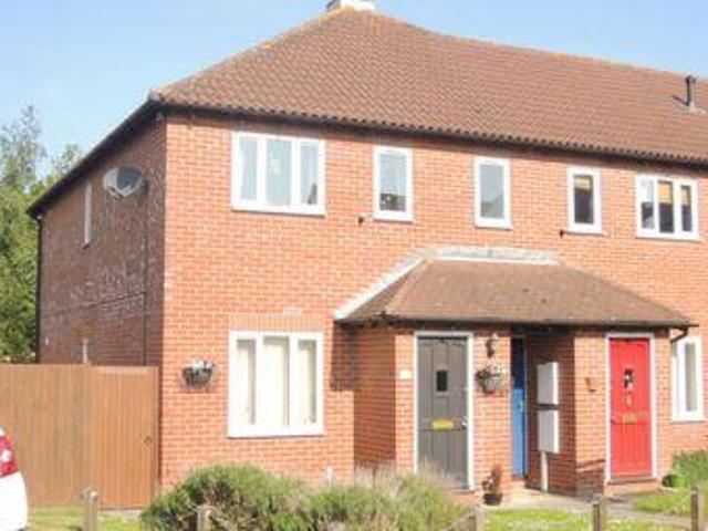1 Bedrooms Flat for rent in Dale Close, Stanway, Colchester CO3