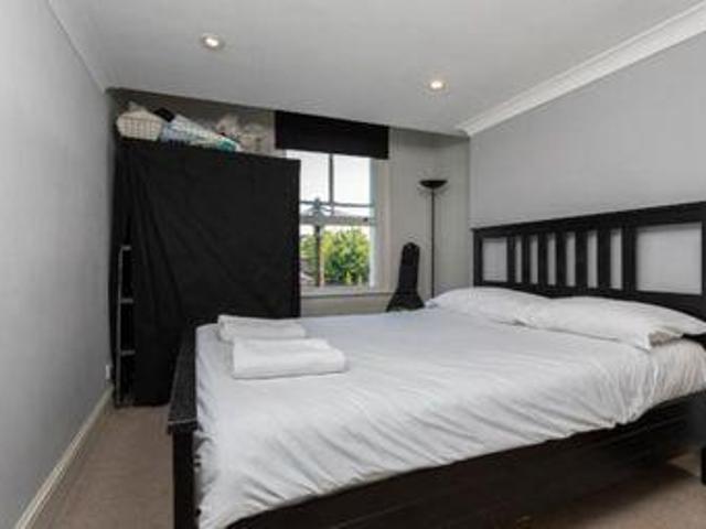 1 Bedrooms Flat for rent in Dalyell Road, London SW9
