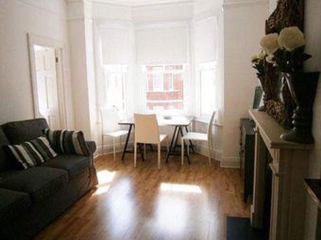 1 Bedrooms Flat for rent in Dancer Road, Fulham, London SW6