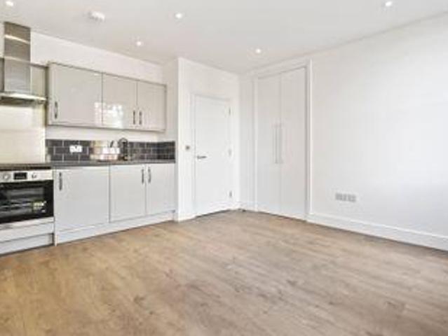 1 Bedrooms Flat for rent in Dartmouth Road, London NW2