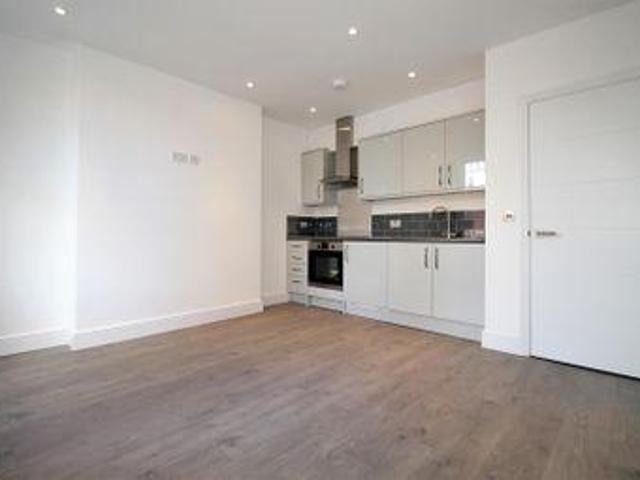 1 Bedrooms Flat for rent in Dartmouth Road, Mapesbury, London NW2