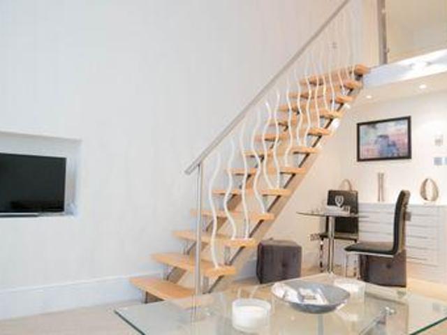 1 Bedrooms Flat for rent in De Vere Gardens, Kensington W8