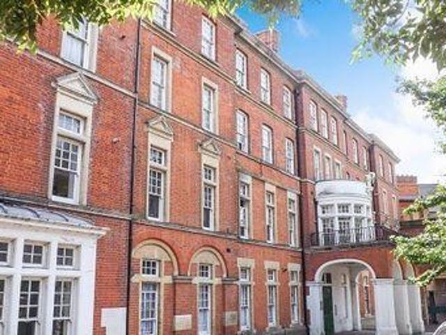 1 Bedrooms Flat for rent in Deaconess Court, London N15