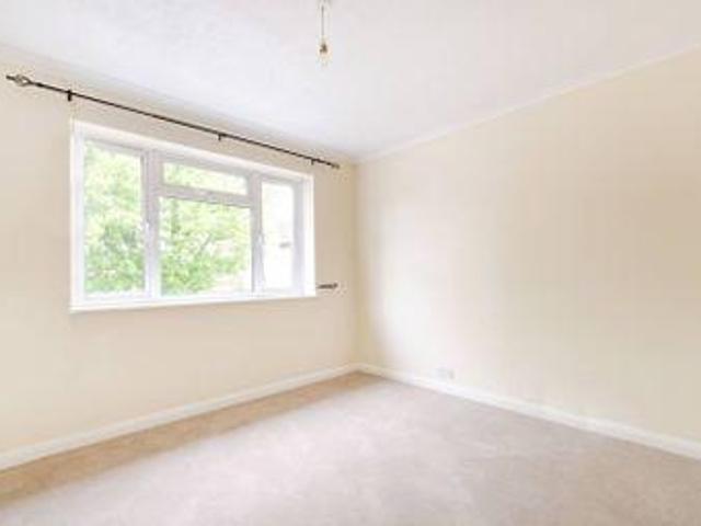 1 Bedrooms Flat for rent in Denmark Road, Kingston KT1