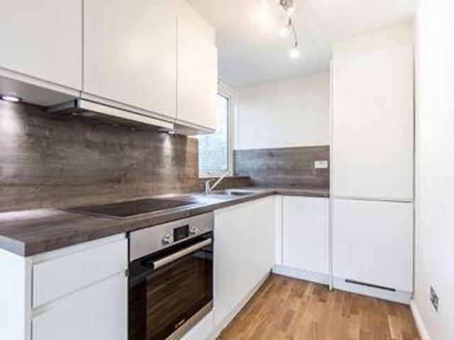 1 Bedrooms Flat for rent in Denmark, Road, London SE5