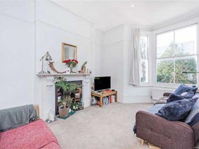 1 Bedrooms Flat for rent in Dennis Way, Gauden Road, London SW4