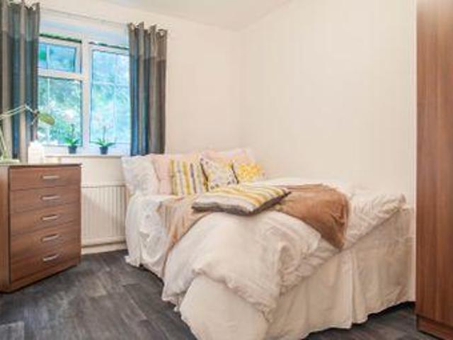 1 Bedrooms Flat for rent in Desborough Close, Paddington, Central London W2