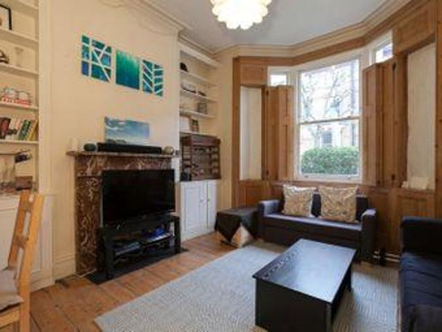 1 Bedrooms Flat for rent in Disraeli Road, Putney SW15