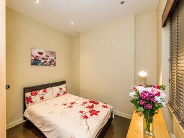 1 Bedrooms Flat for rent in Drayton Gardens, Chelsea SW10