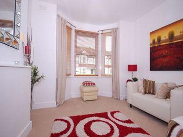 1 Bedrooms Flat for rent in Drayton Road, Harlesden, London NW10