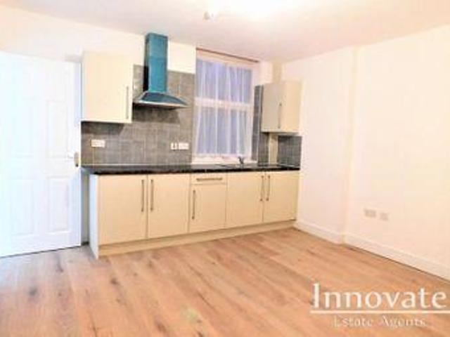 1 Bedrooms Flat for rent in Dudley Road West, Oldbury, A Spacious One Bedroom Flat, With Rear Garden B69