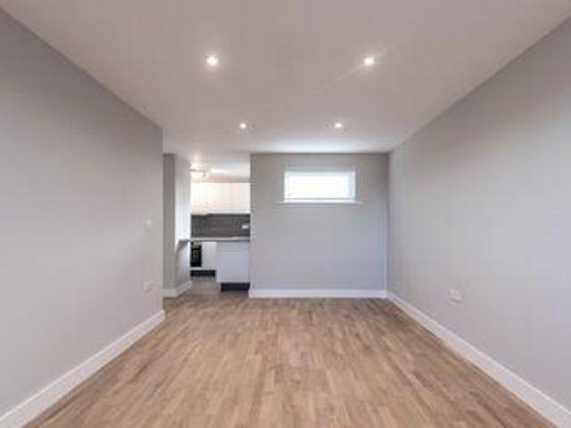 1 Bedrooms Flat for rent in Dunnock, Close, London N9