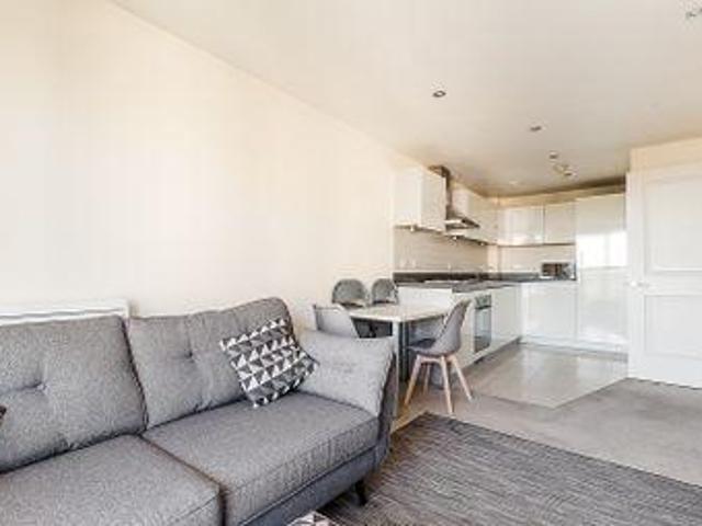 1 Bedrooms Flat for rent in Durnsford Road, London SW19