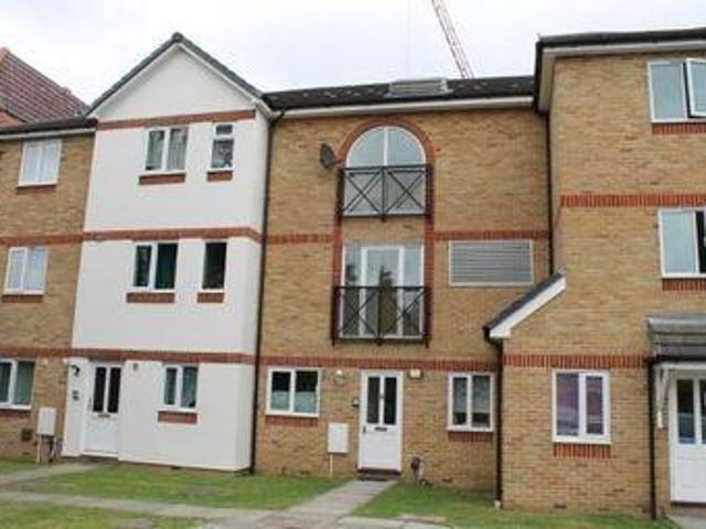 1 Bedrooms Flat for rent in Enton Place, Bell Road, Hounslow, Middlesex TW3